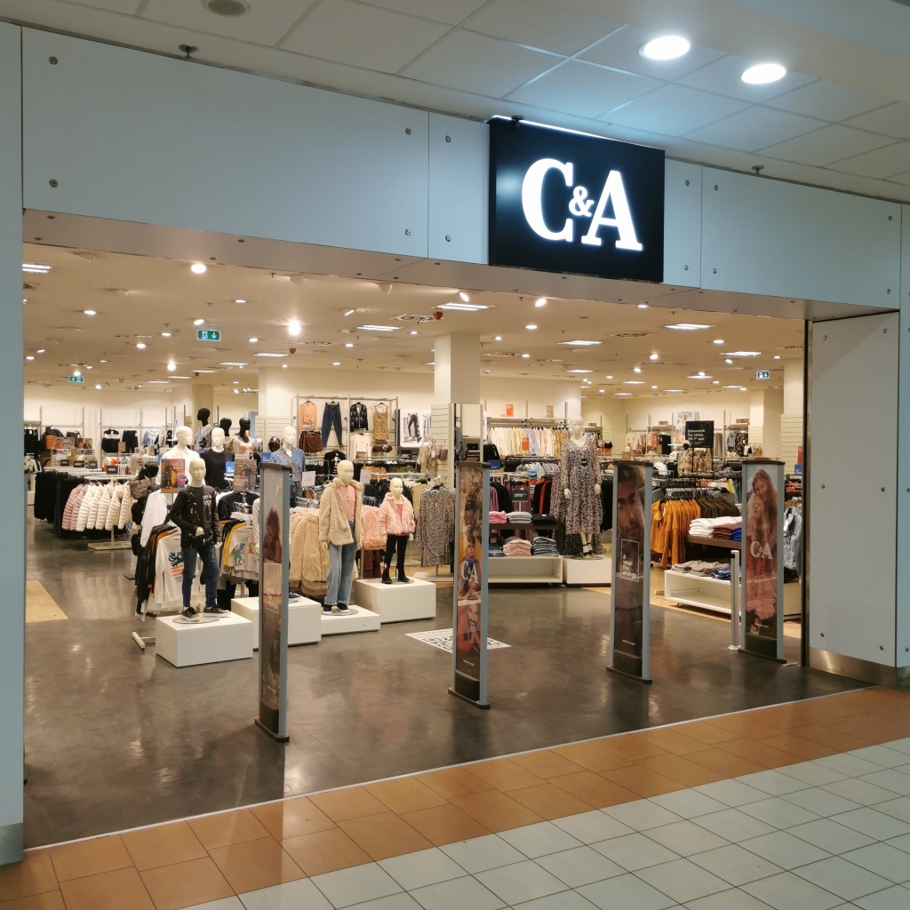 Csaba Center | Bevásárló-és Szórakoztatóközpont | C & A