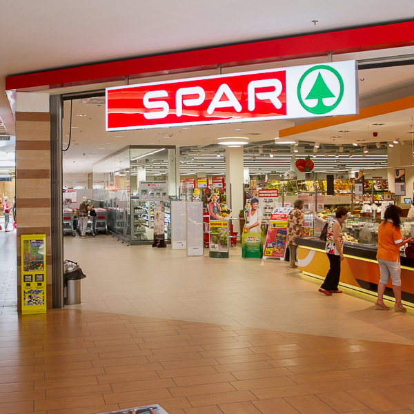 Csaba Center | Bevásárló-és Szórakoztatóközpont | Spar Szupermarket